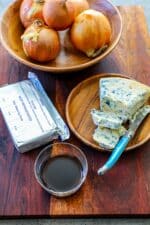 Caramelized Onion and Blue Cheese Steak Sauce - Bonappeteach