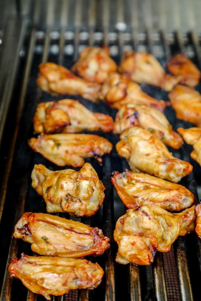 Smoked Chicken Wings On An Electric Smoker - Bonappeteach