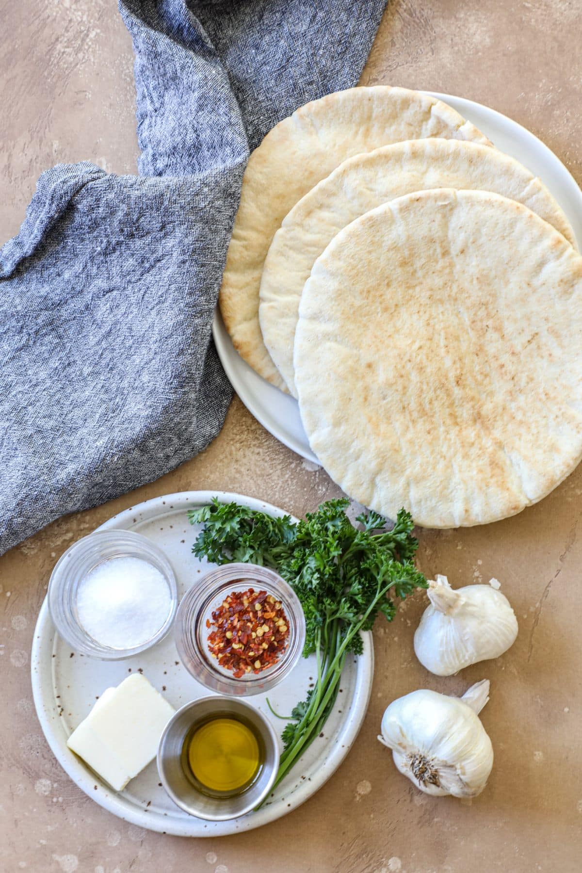 Garlic Pita Bread Recipe - Bonappeteach