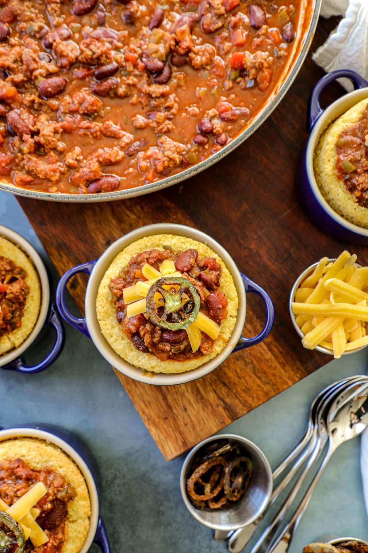Homemade Cornbread Bowls For Chili - Bonappeteach