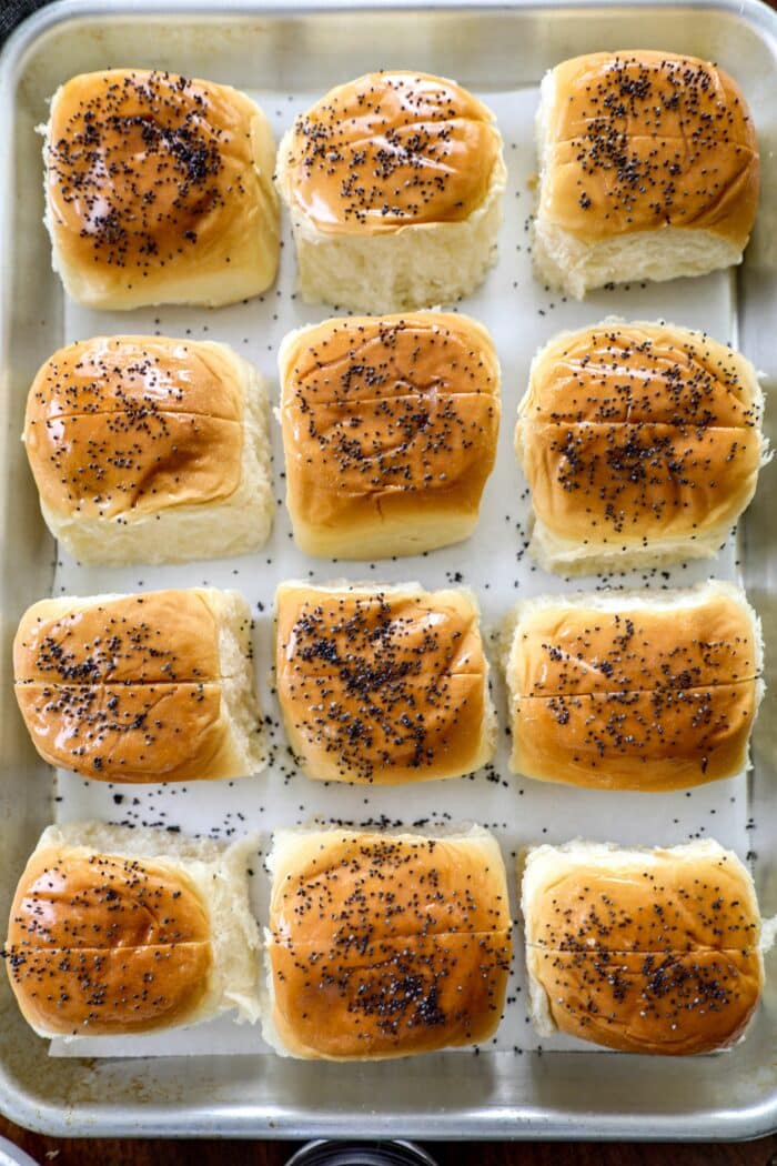 Mini Chicago Hot Dog Sliders - Bonappeteach