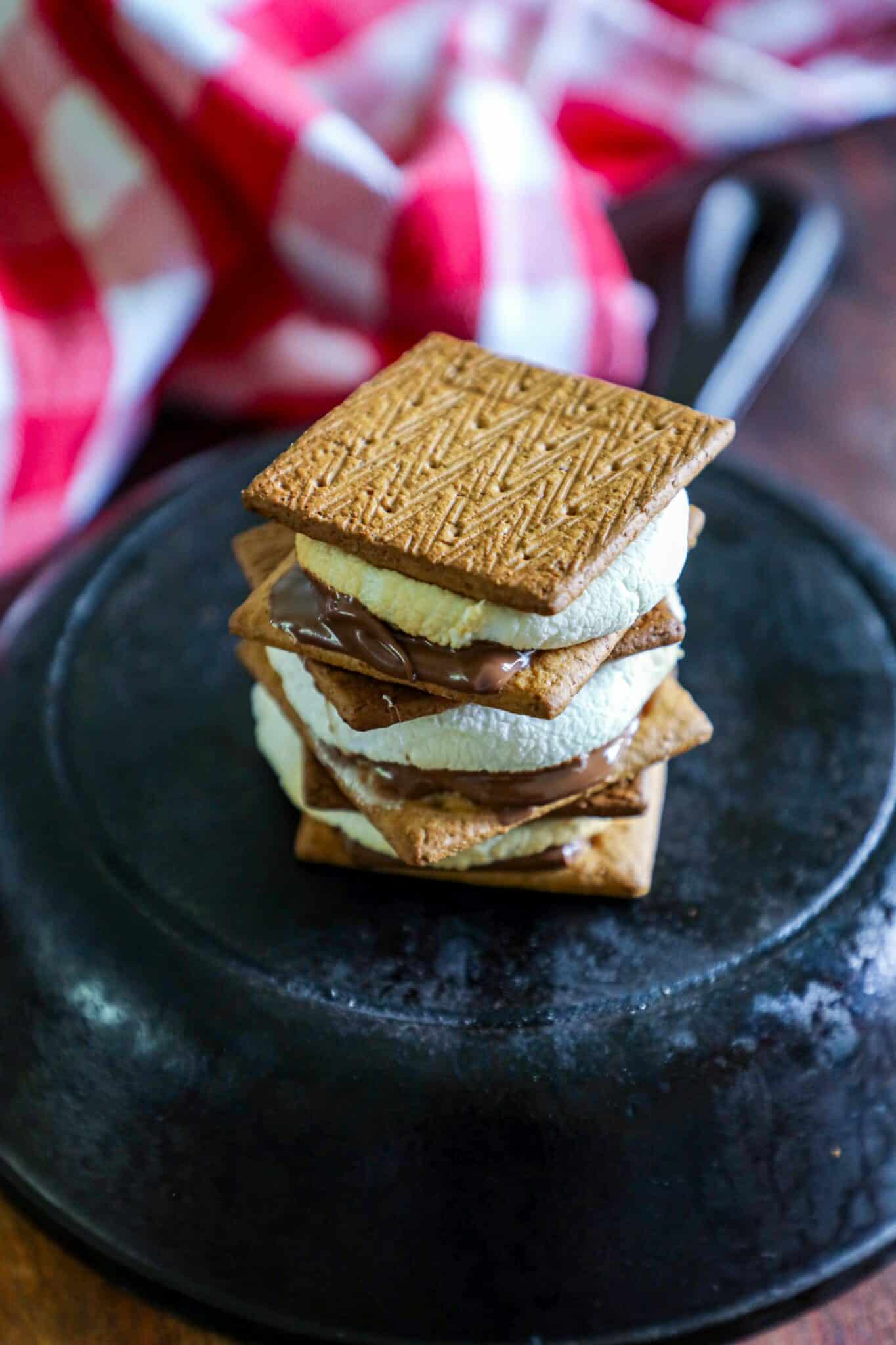 5 Minute Smoked Smores Recipe - Bonappeteach