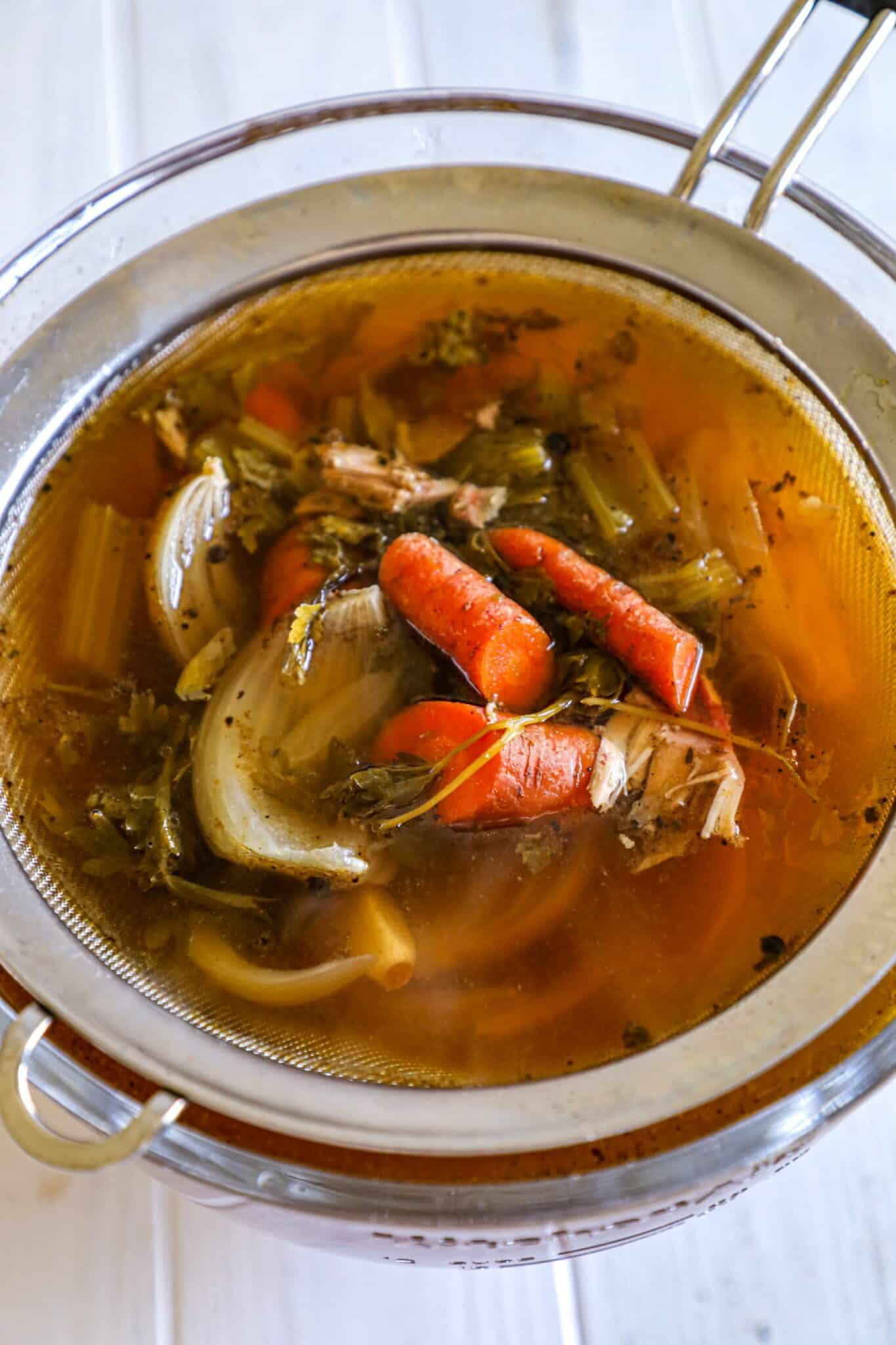 Slow Cooker Turkey Stock Recipe - Bonappeteach