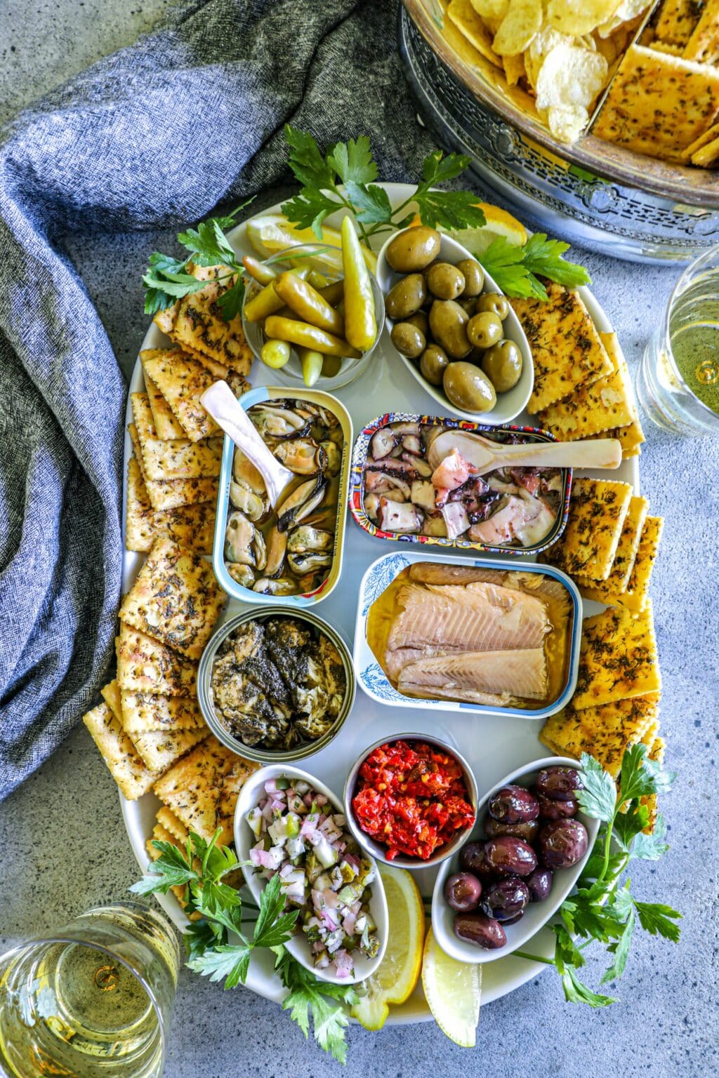 How to Build a Whole Table Charcuterie Board - Bonappeteach